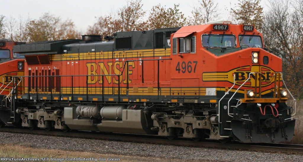 BNSF 4967